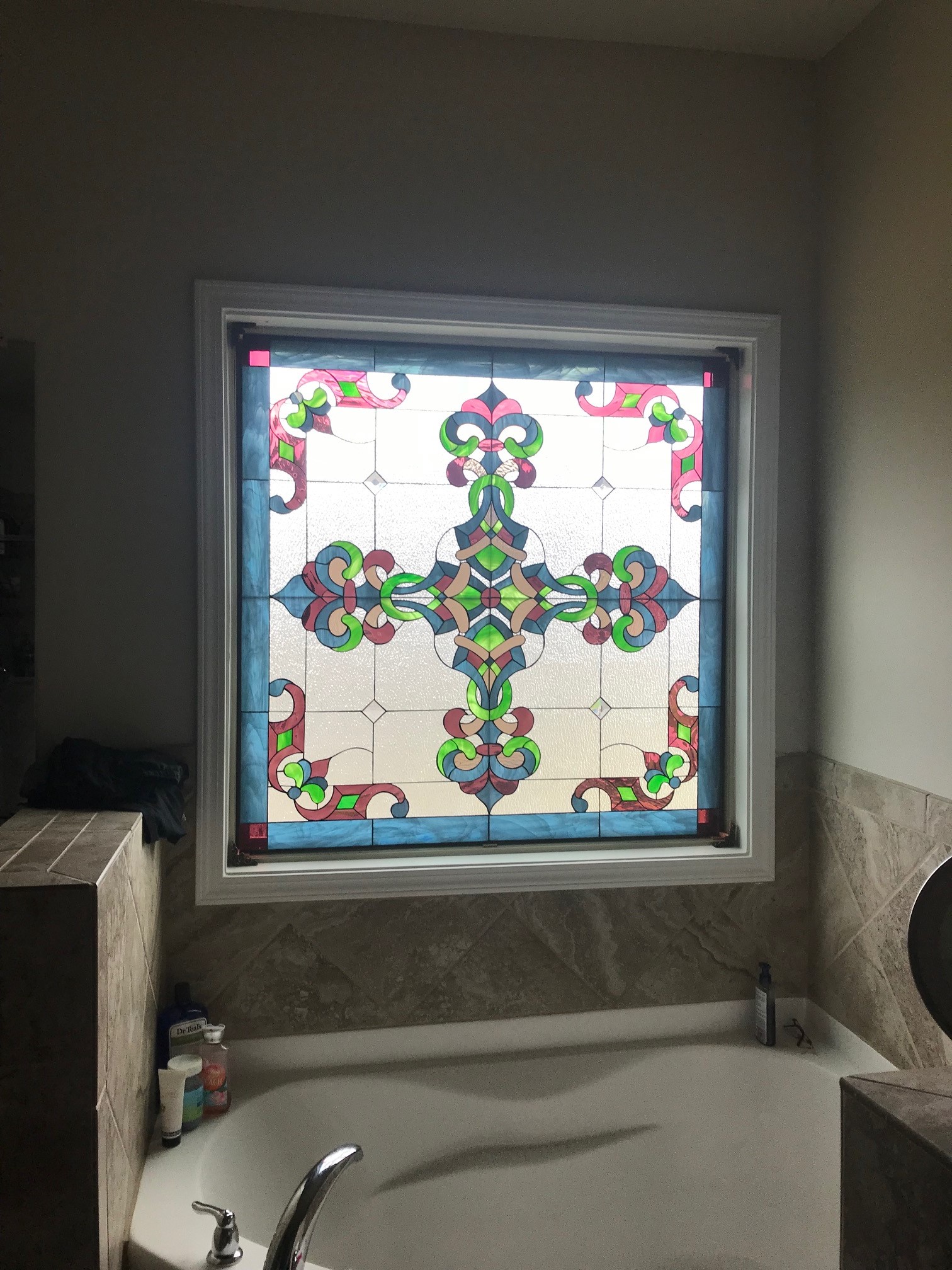 Exquisite Stained Glass Window Installed Over Bathtub for Beauty ...