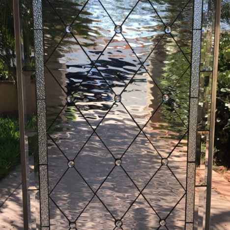 Tudor Style Windows | Beautiful Classic Leaded Glass Diamonds