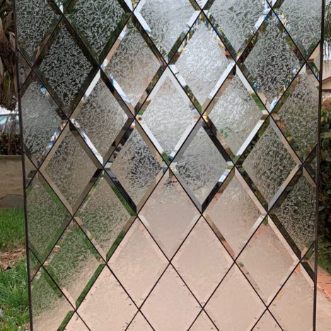 Tudor Style Windows | Beautiful Classic Leaded Glass Diamonds
