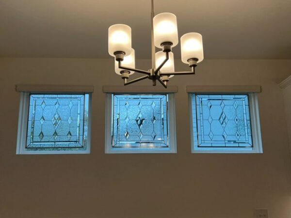 Vinyl Framed & Insulated Clear Beveled Diamond & Stained Glass Window